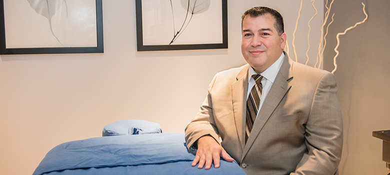 Meet a Roadrunner: Tim Gutierrez ’15 relies on touch in life and in his ...