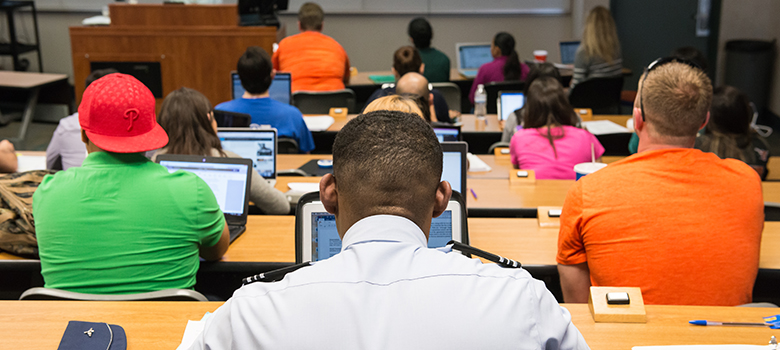 VetSuccess on Campus helps UTSA student veterans - UT San Antonio Today