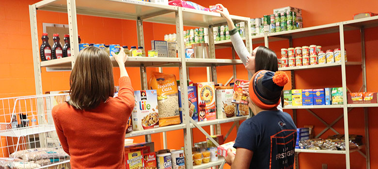 Roadrunner Pantry provides solution to food insecurity on campus - UT ...