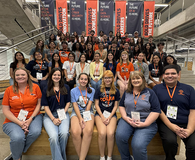 Honors College welcomes newest cohorts of distinguished scholars - UT San Antonio Today